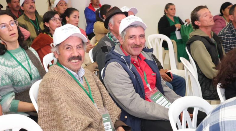 Con 380 proyectos en marcha, CAR y FEDEGÁN consolidan la primera red de ...